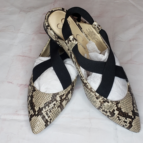 Jessica Simpson | Shoes | Jessica Simpsons Snake Flats Sz 8 | Poshmark